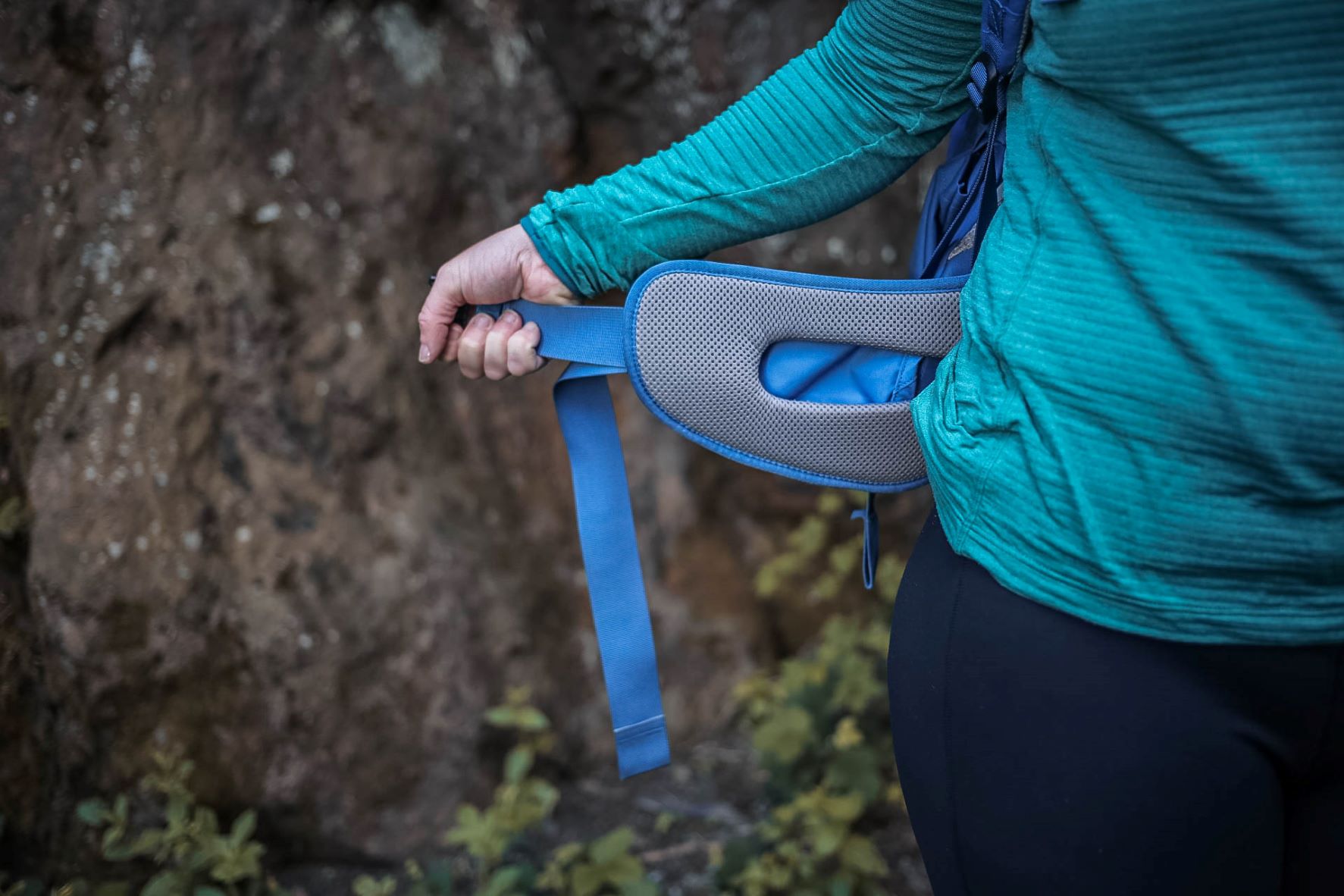 How To Fit Your Backpack Correctly - Trekitt Blog