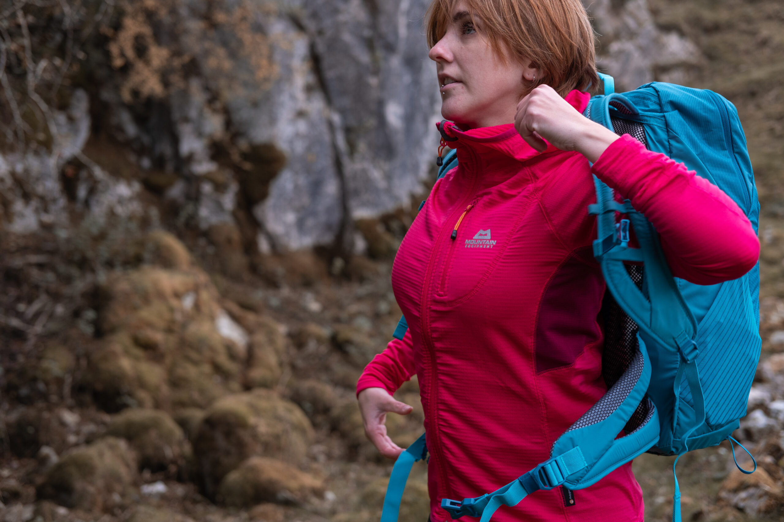 How to layer outdoor clothing - Trekitt Blog