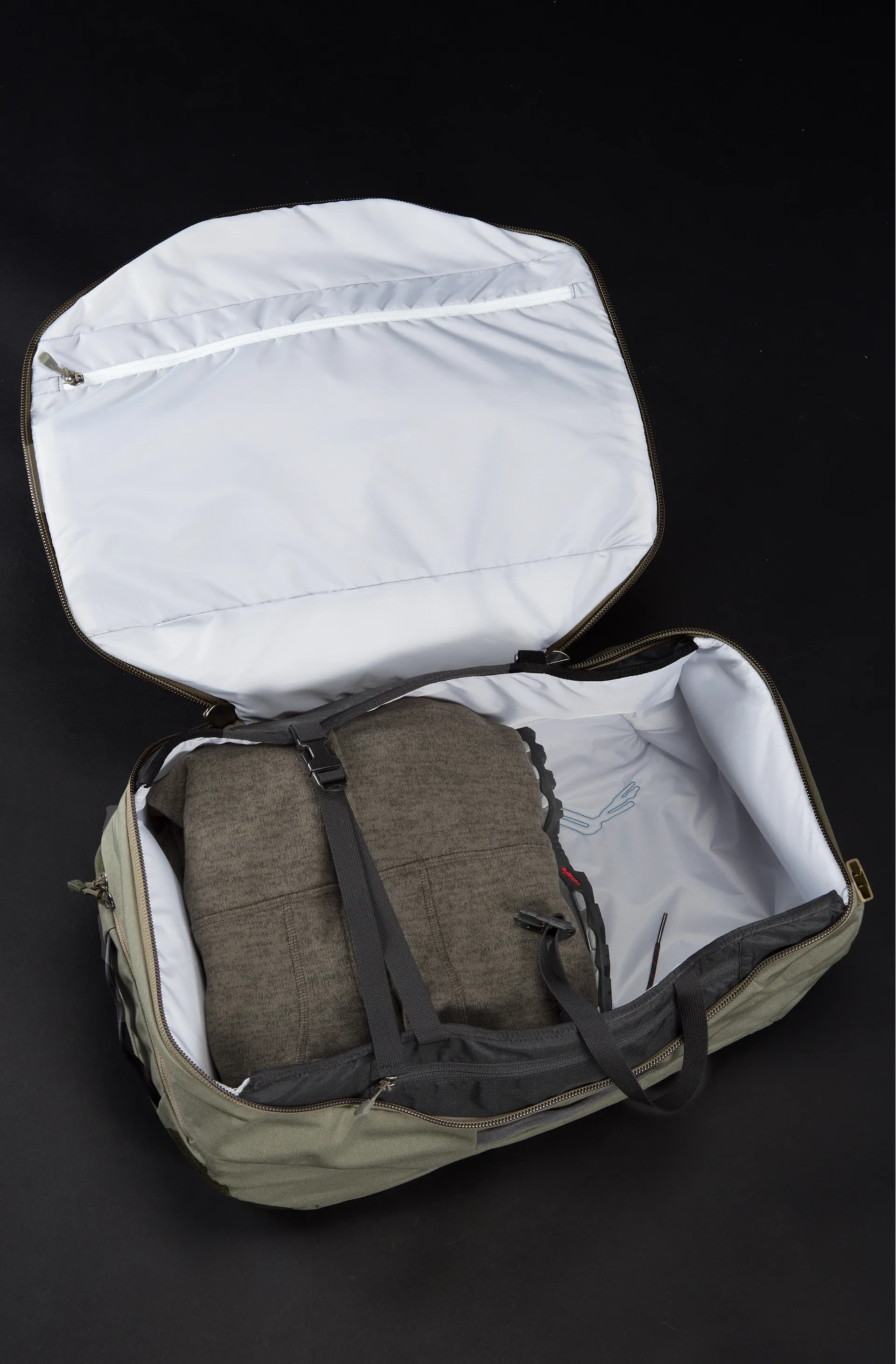 Arcteryx | Covert | Case C/O | Carbon Copy