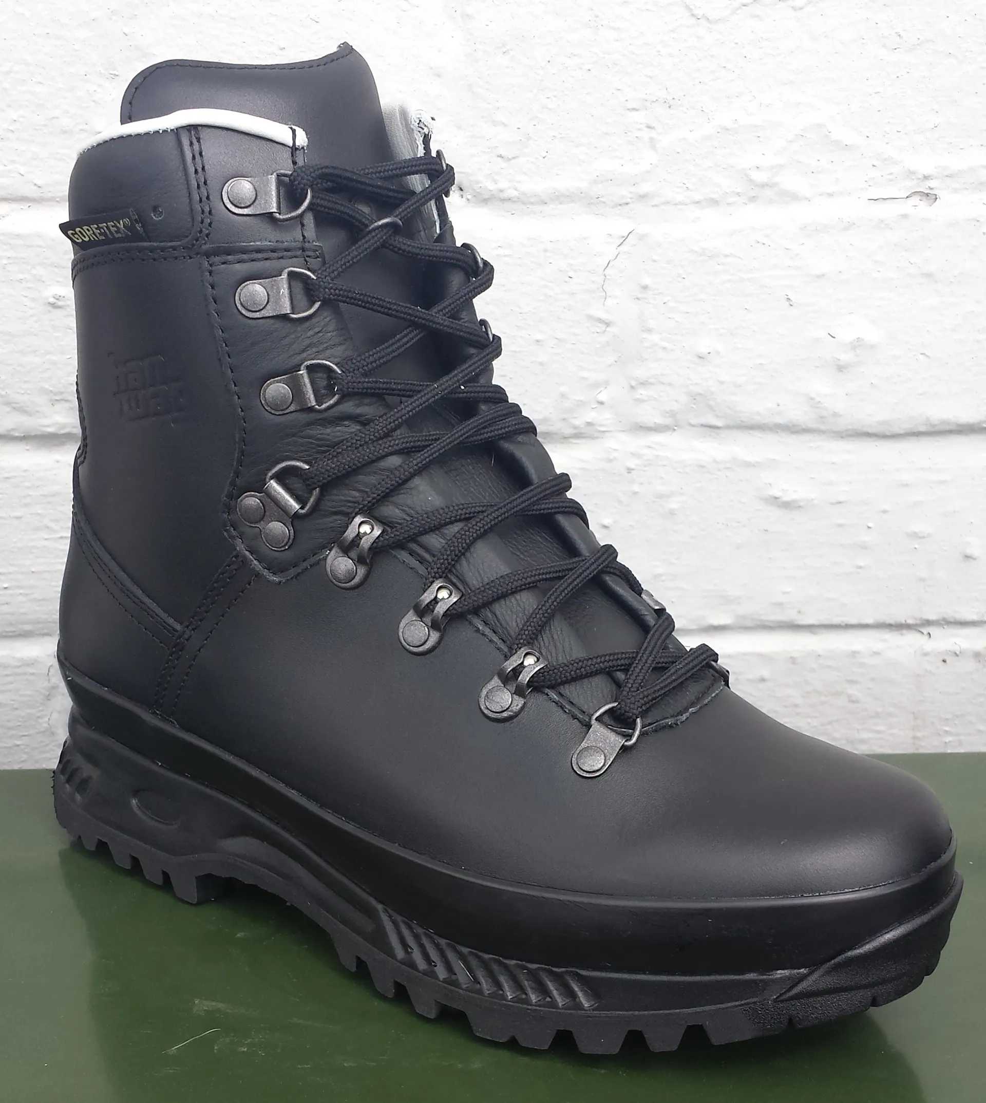 Hanwag | Special Forces | GTX | Military Boot | Black