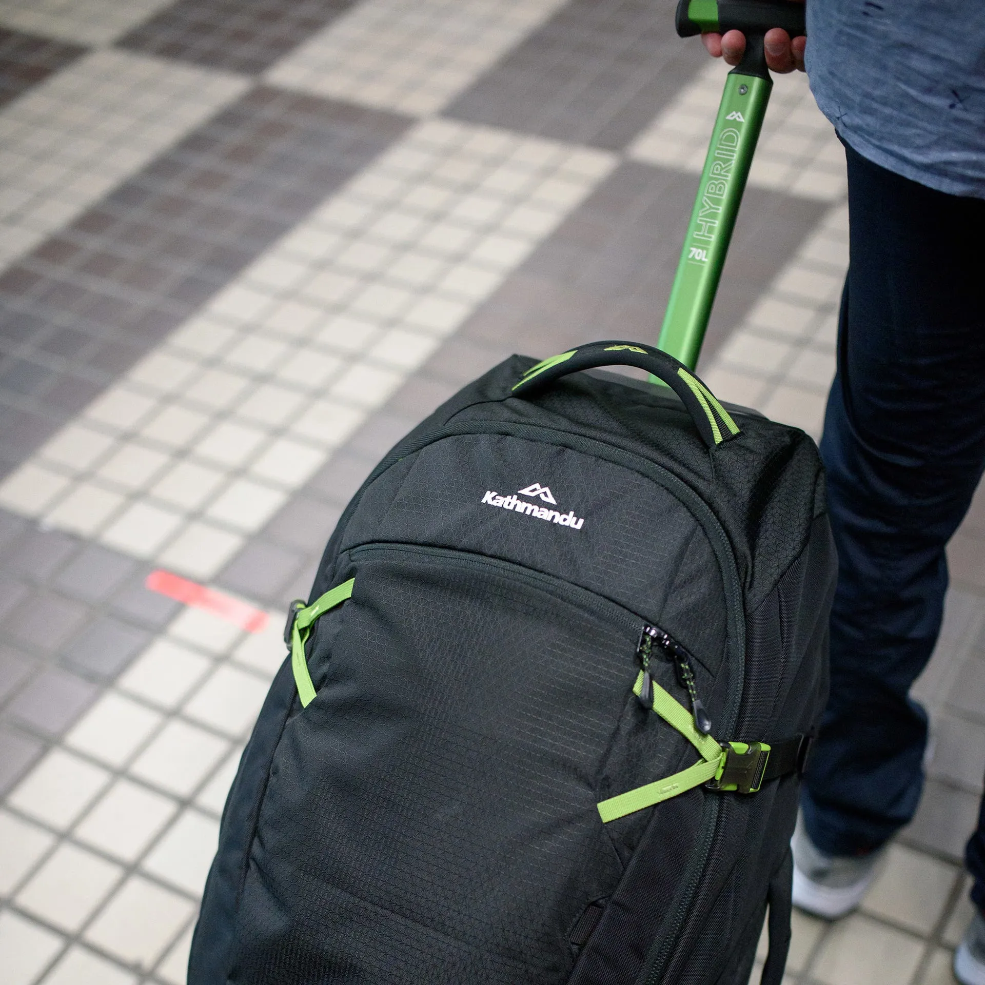 Kathmandu | Hybrid Trolley | 70L | Black