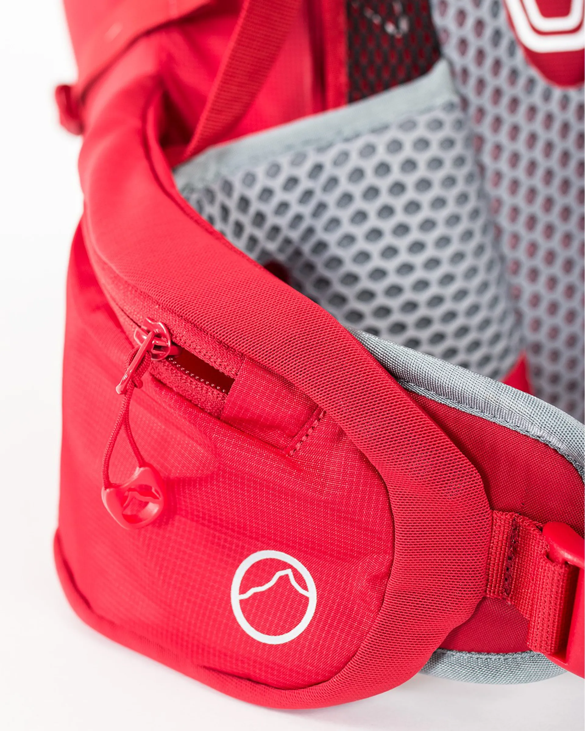 Lowe Alpine | Airzone | Hike | 30 | Black