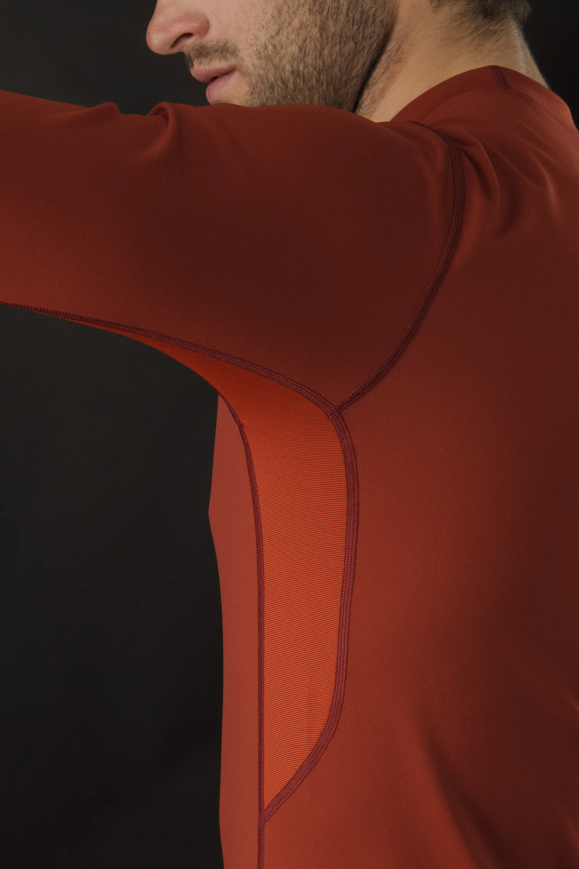 Arcteryx | Mens | Phase AR | Crew LS | Black